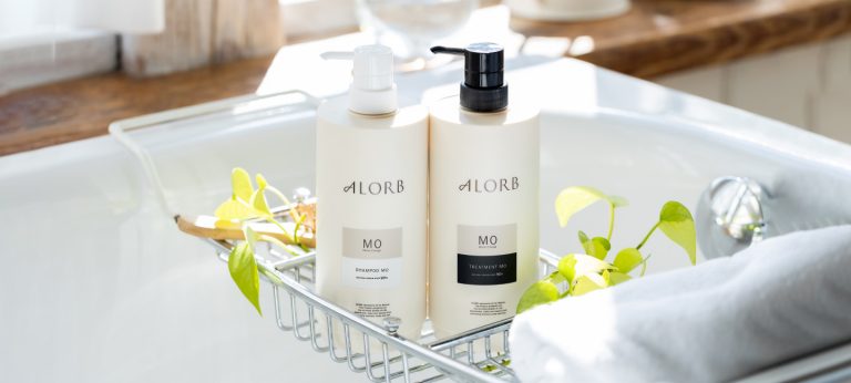 カラーリングには色持ち重視のMOシリーズ | ALORB
